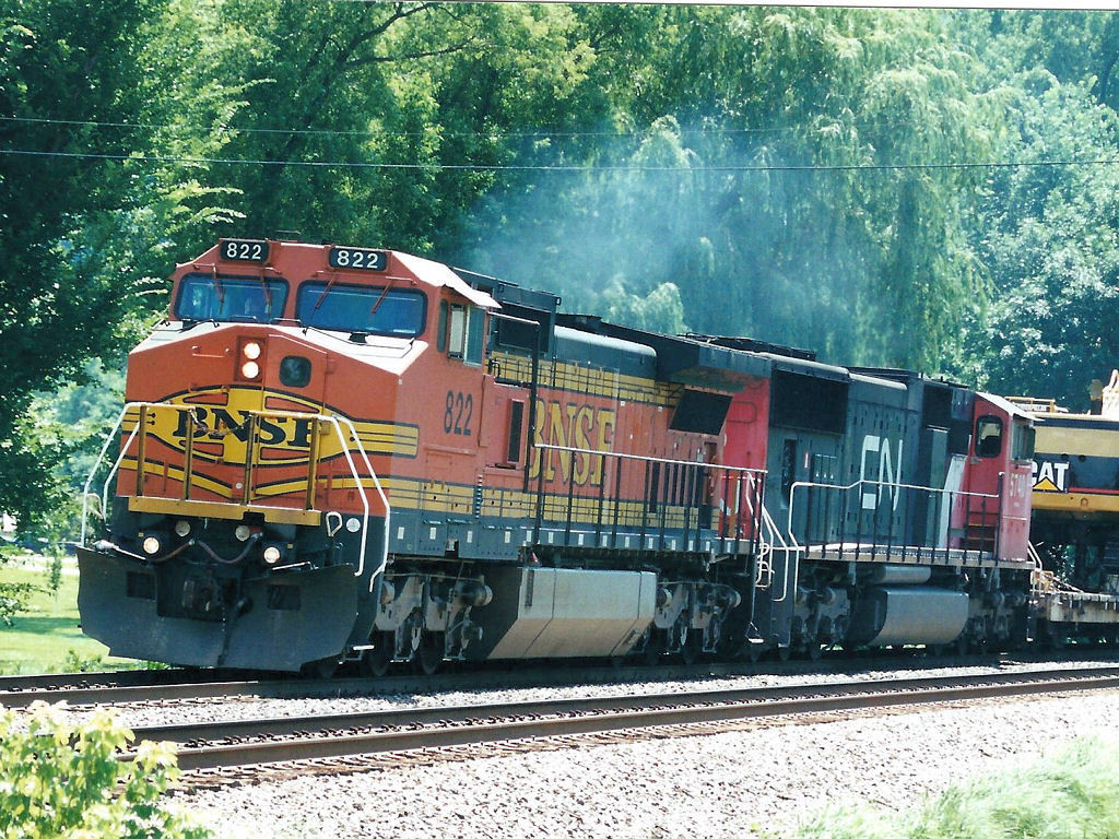BNSF 822
